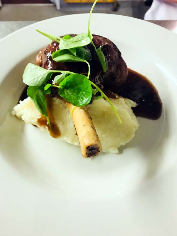 Food & Drink – Bull Pub